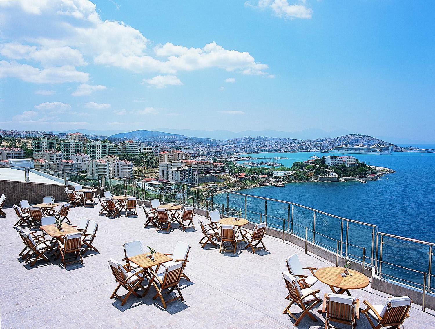 Hotel Korumar De Luxe in Noord-Egeïsche Kust, Turkije | Zonvakantie Sunweb