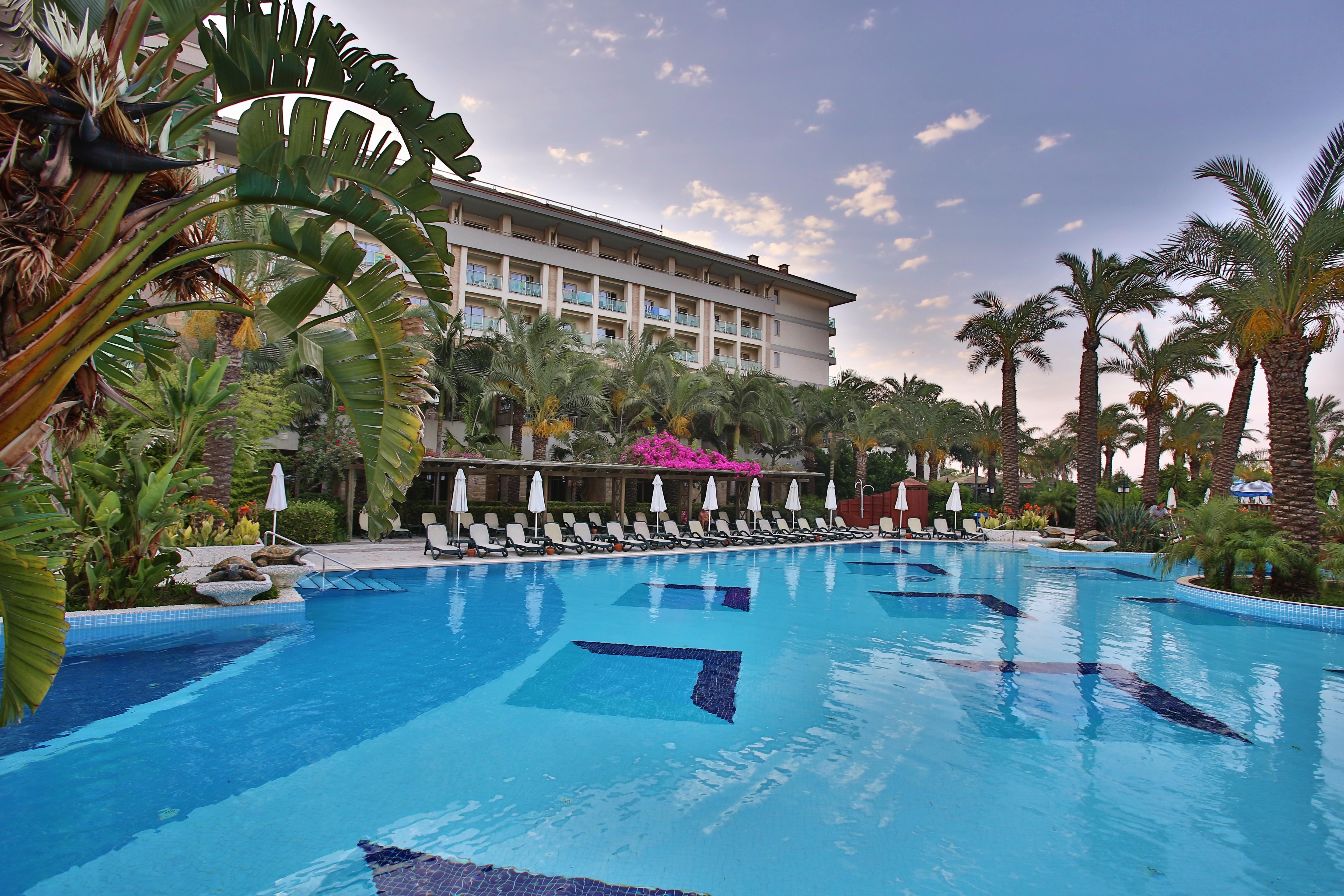 Hotel Sunis Kumkoy Beach Resort in Turkse Rivièra, Turkije ...