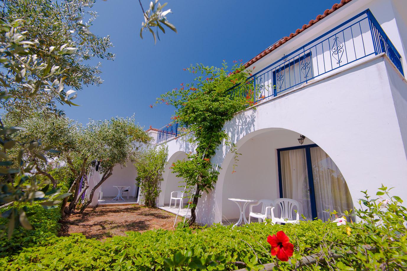 Hotel Sunrise Village in Peloponnesos, Griekenland | Zonvakantie Sunweb