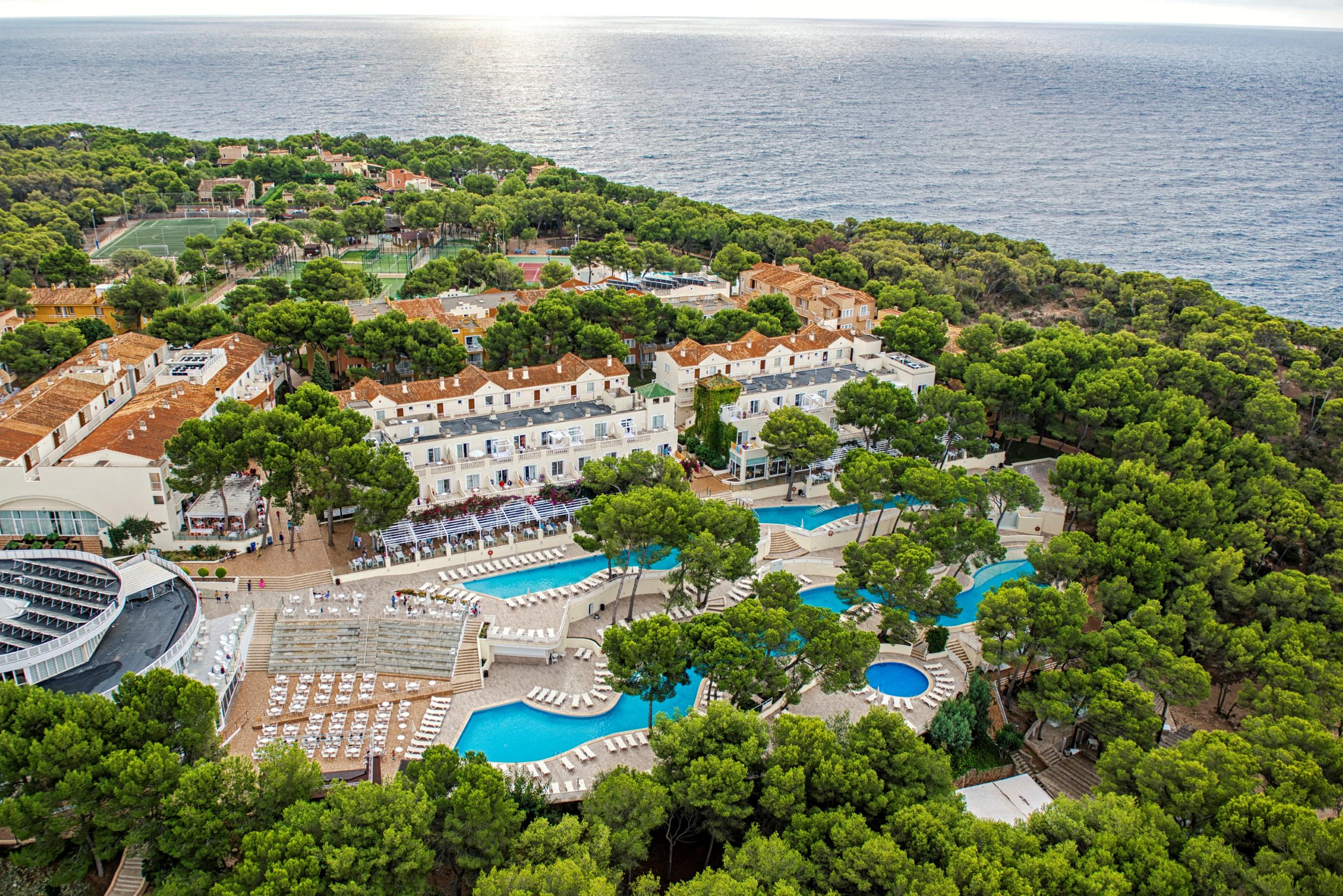 Hotel Iberostar Club Cala Barca in Mallorca, Spanje | Zonvakantie Sunweb