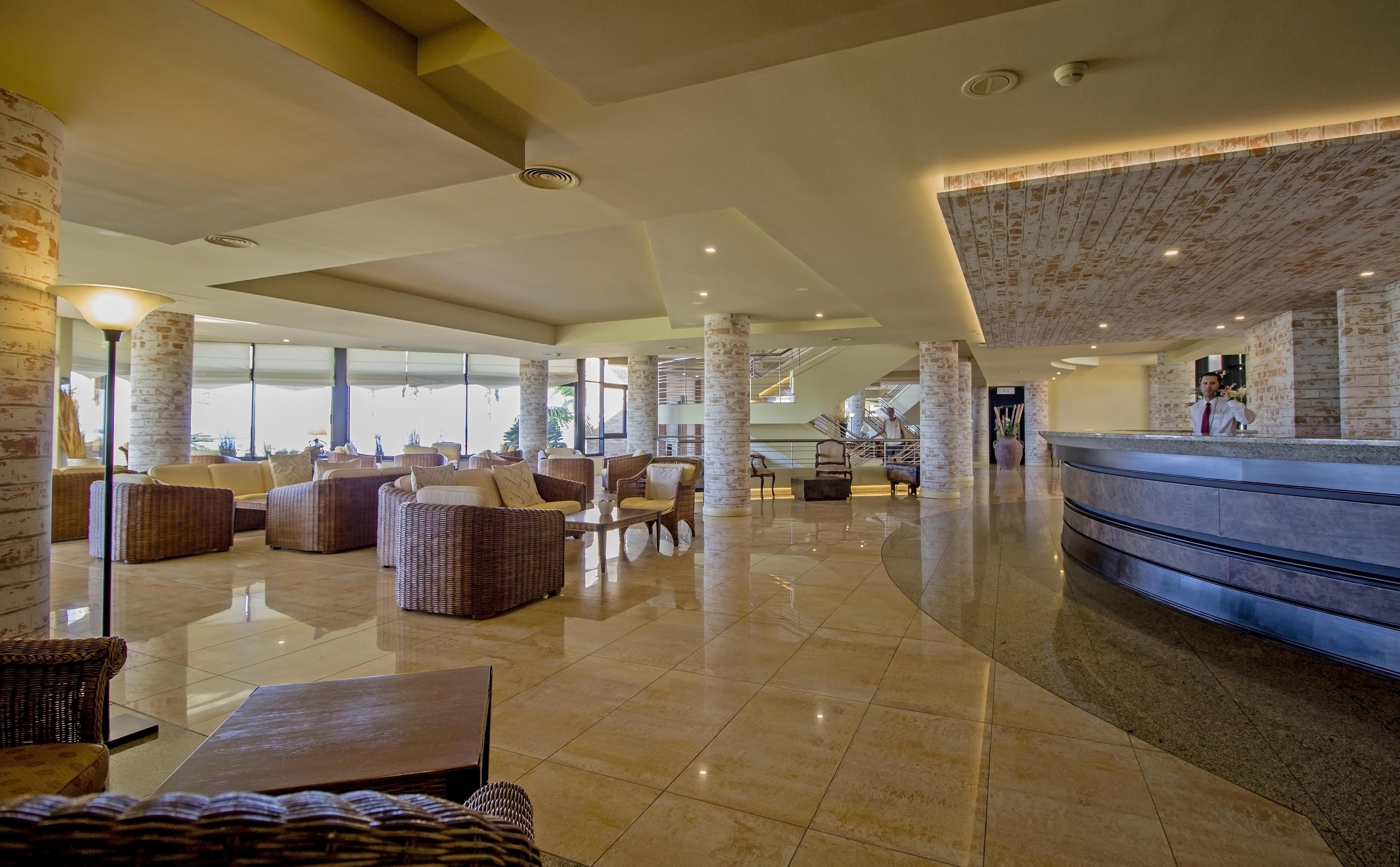 Hotel Calheta Beach in Madeira, Portugal | Zonvakantie Sunweb