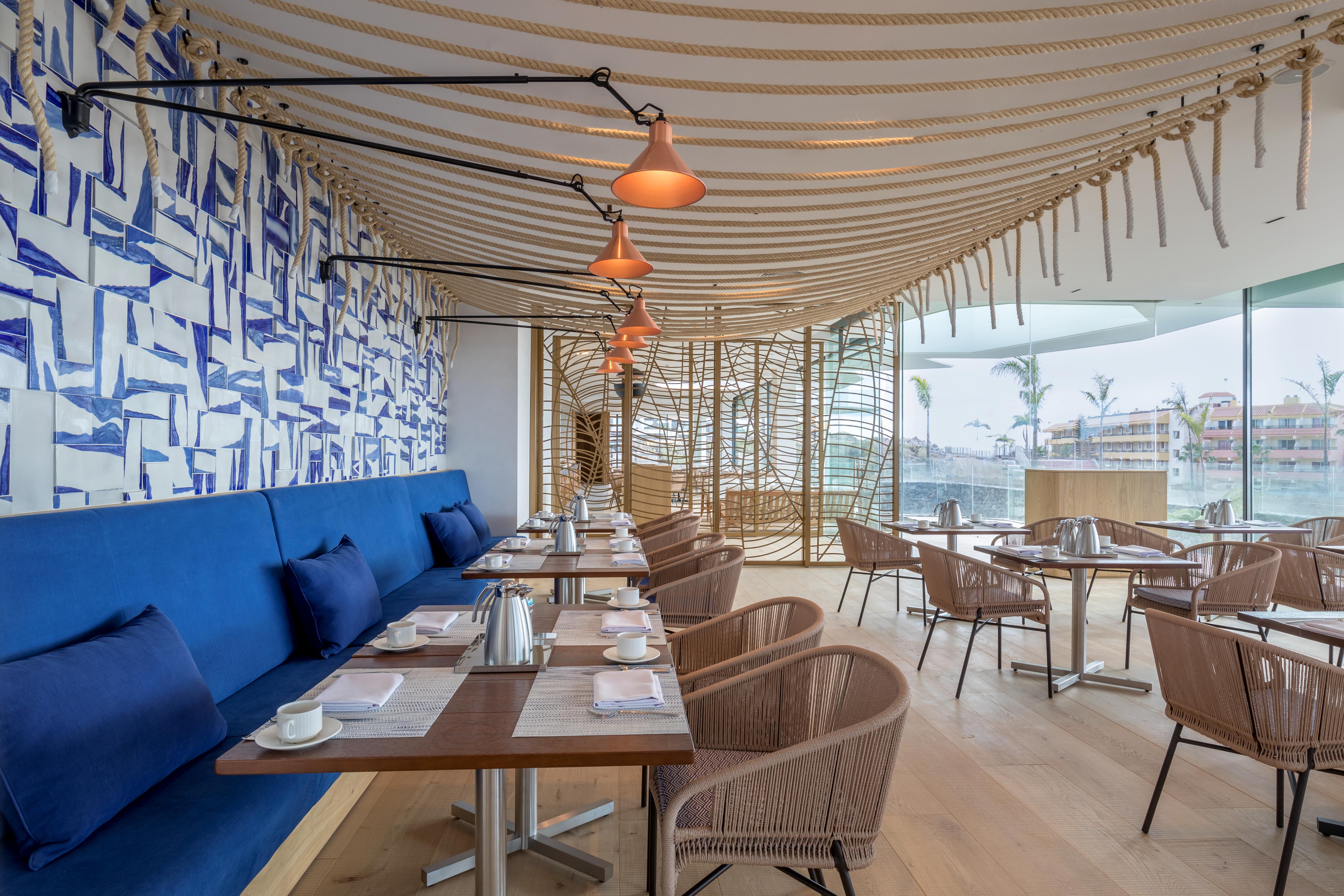 Hotel Royal Hideaway Corales Beach - adults only in Tenerife, Spanje ...