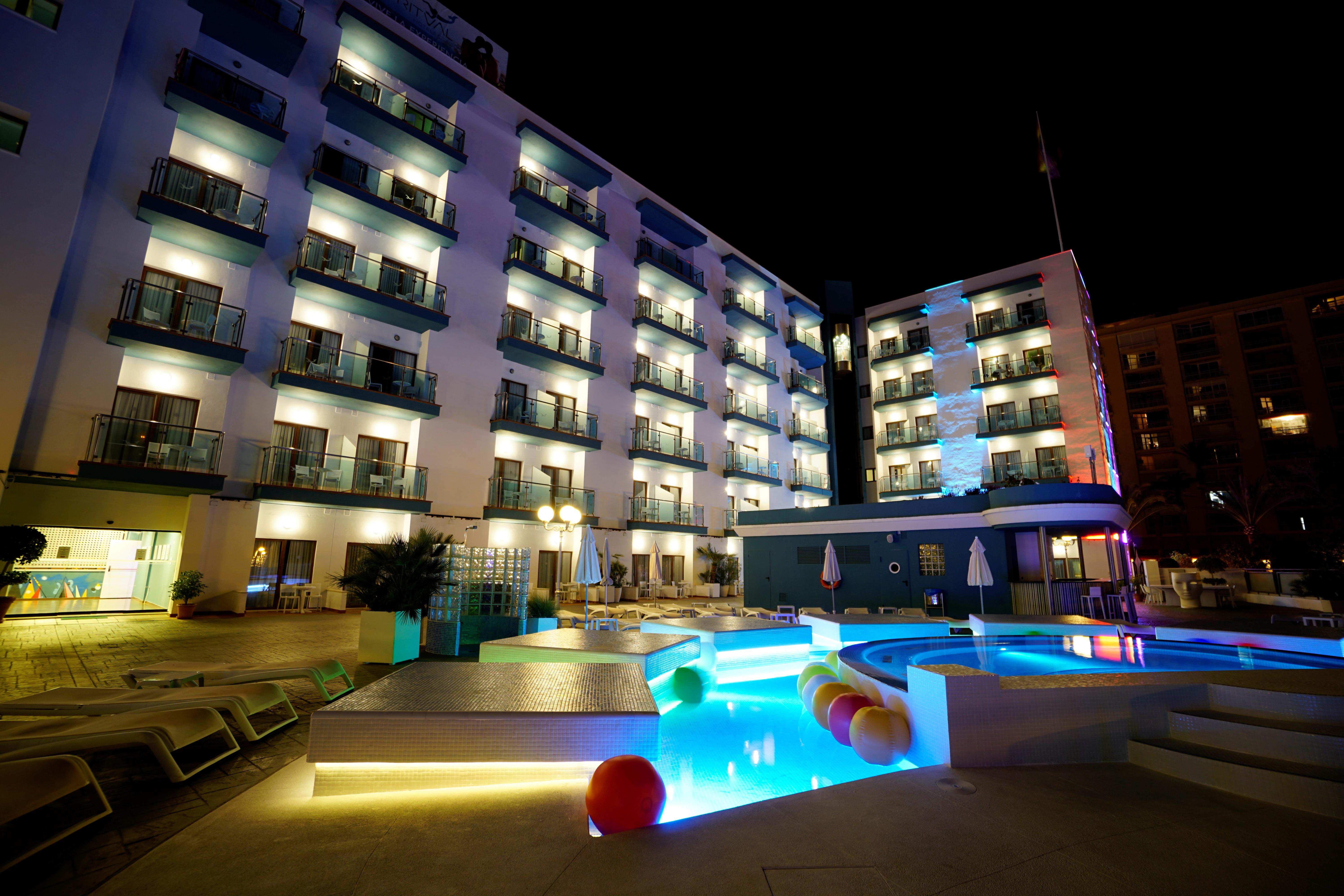 Hotel Ritual Torremolinos - adults only in Andalusië - Costa del Sol ...