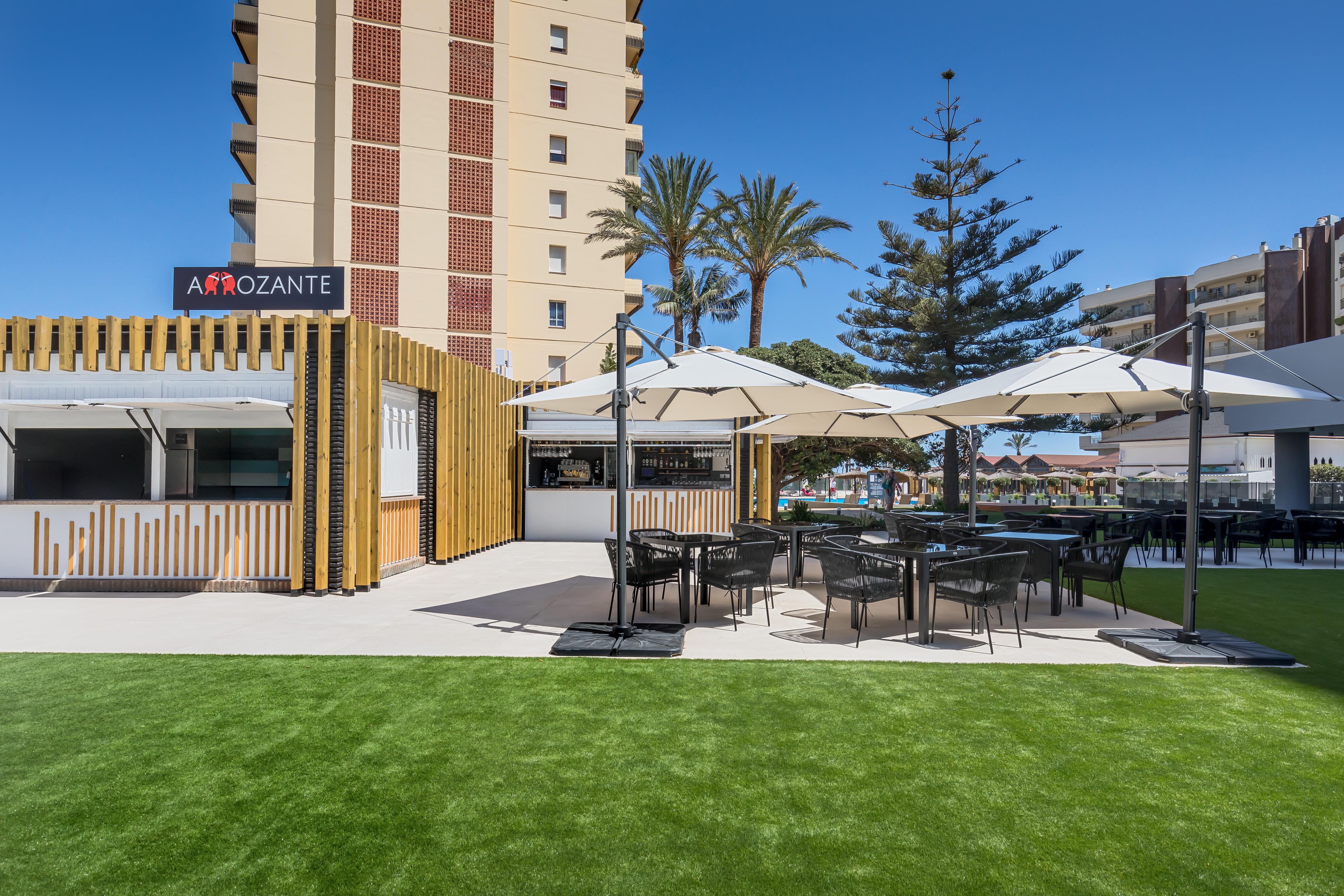 Hotel Occidental Fuengirola (voorheen Las Piramides) in Andalusië ...