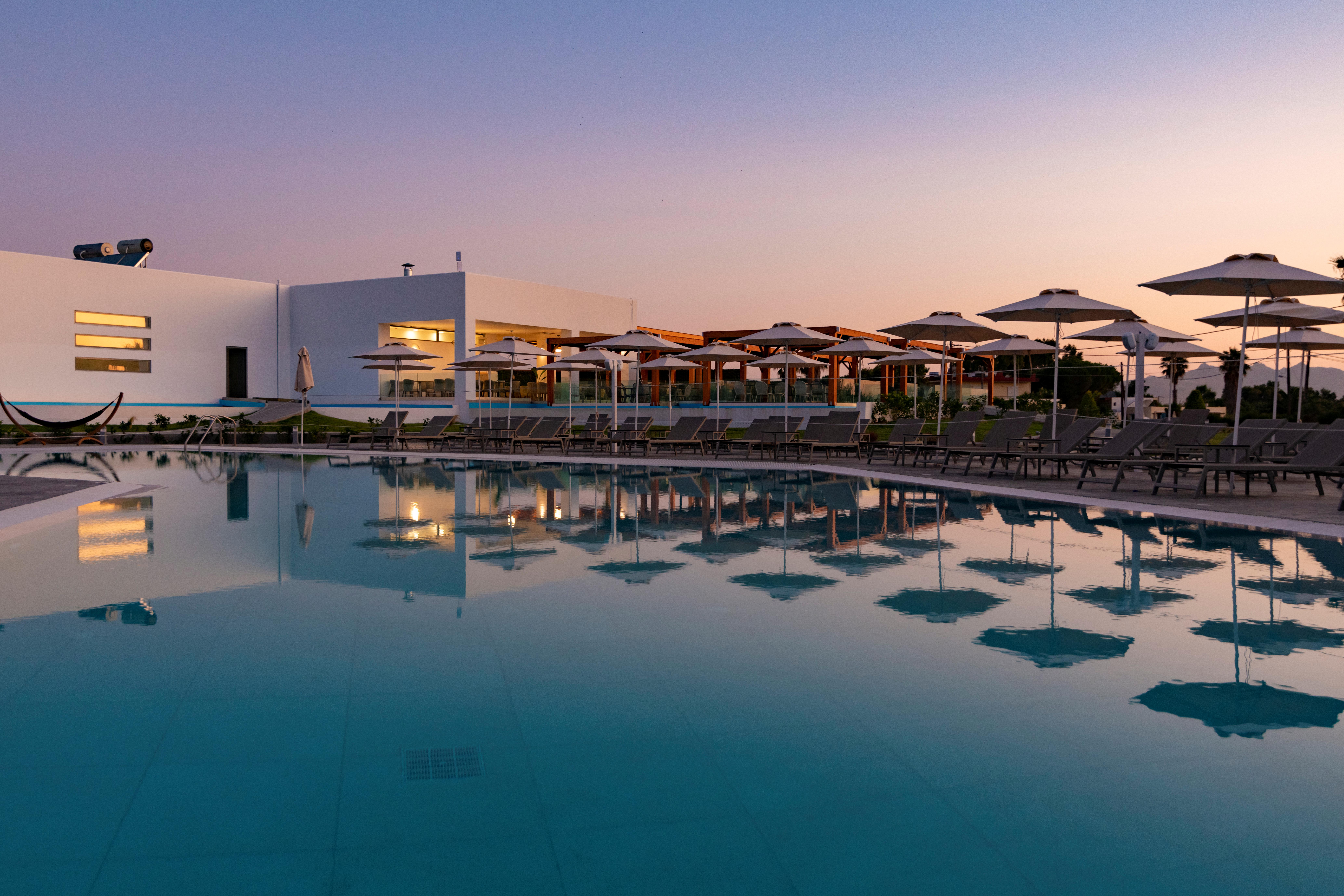 Hotel Lambi Resort**** in Kos, Griekenland | Zonvakantie Sunweb ...