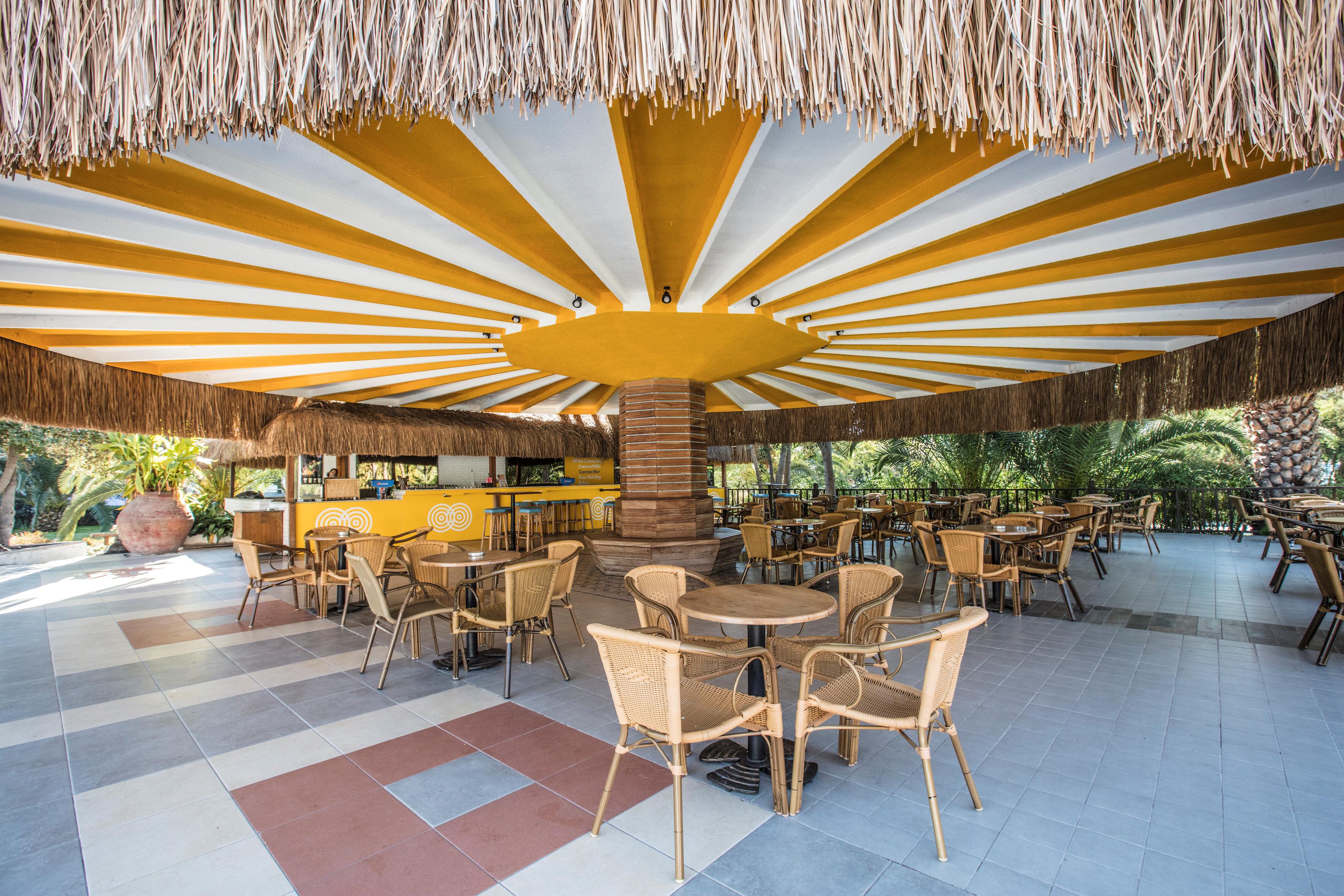 Hotel Atlantique Holiday Club in Noord-Egeïsche Kust, Turkije ...