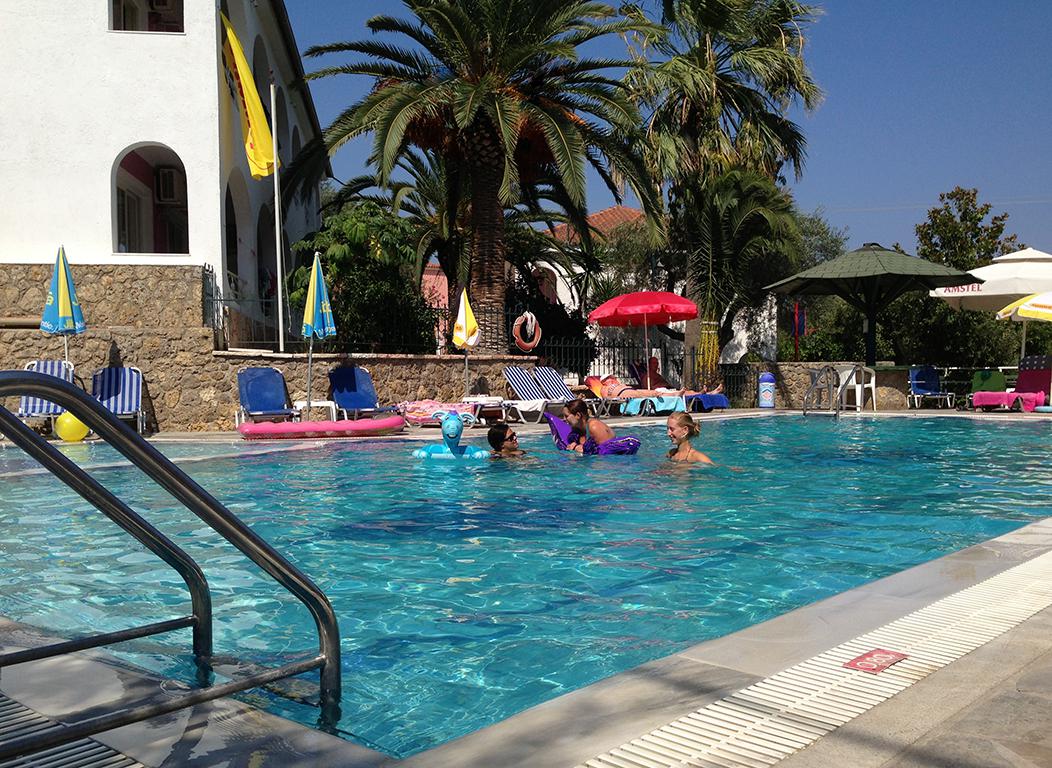 Appartementen Mathraki Resort*** in Corfu, Griekenland | Zonvakantie ...