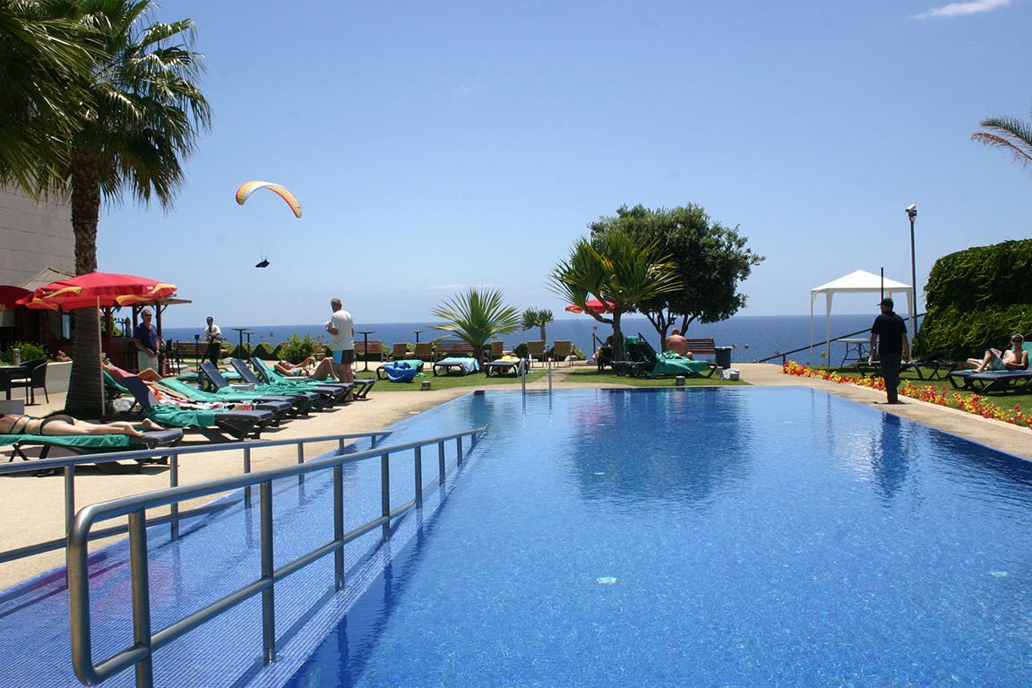 Hotel Golden Residence**** in Madeira, Portugal | Zonvakantie Sunweb ...