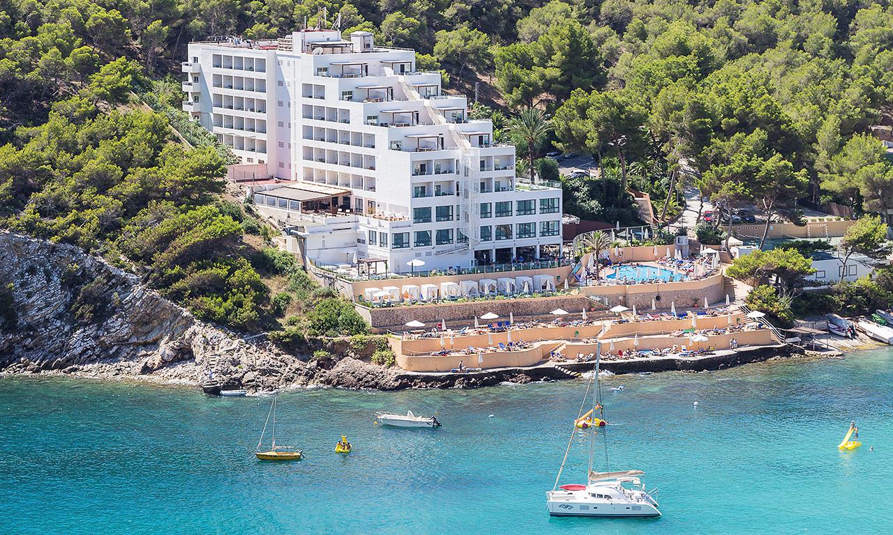 Hotel Palladium Cala Llonga in Ibiza, Spanje | Zonvakantie Sunweb ...