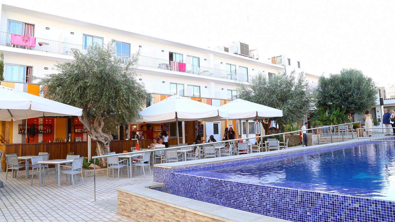 Hotel Puchet in Ibiza, Spanje | Zonvakantie Sunweb - Zonvakanties