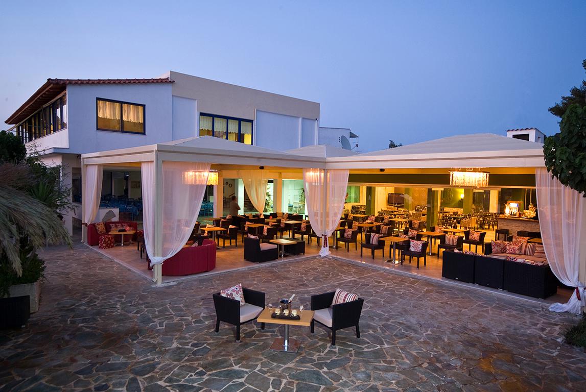 Venus Beach Hotel - inclusief autohuur*** in Evia, Griekenland ...